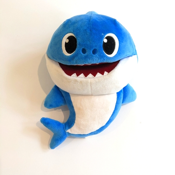 Pinkfong | Toys | Pinkfong Baby Shark Interactive Puppet Stuffed Animal ...